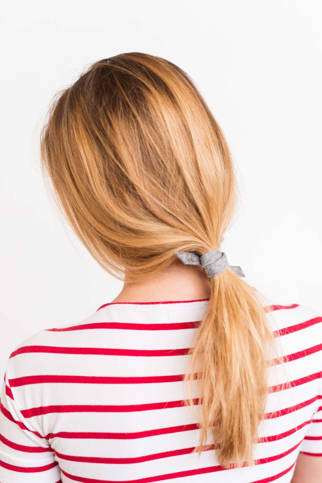 Pony Up: How to Create an Effortless Ponytail (in 3 Minutes) With a ...