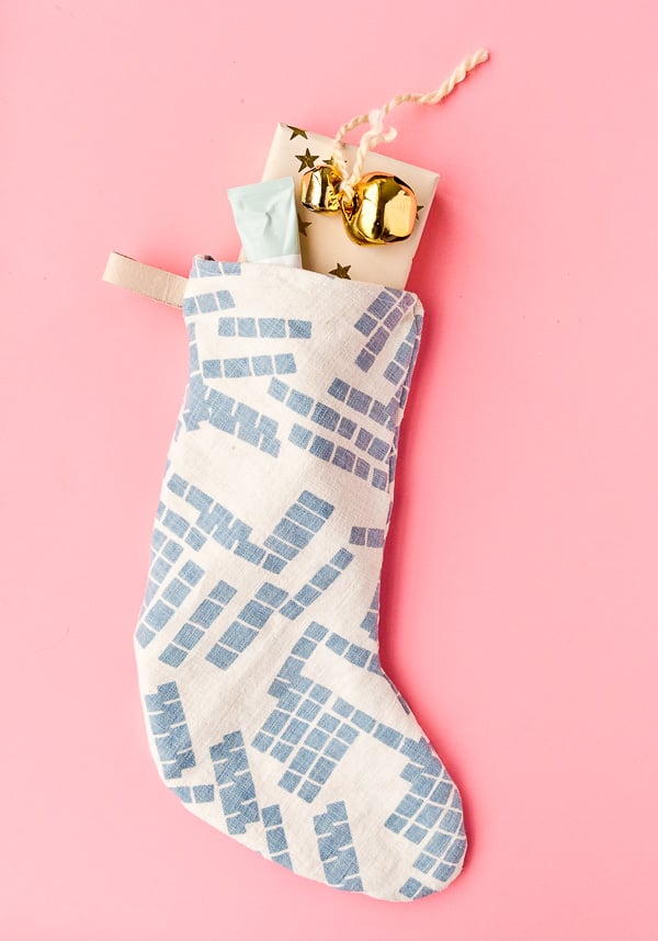 Stocking Up: How to Make DIY Holiday Stockings with Old Tea Towels ...
