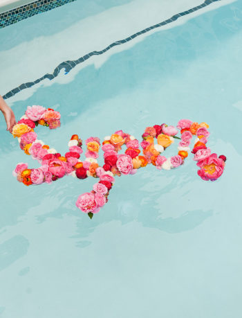 Floating Flower DIY: How to Create a DIY Flower Message (That Also Floats)