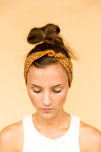 6 DIY Ways to Style a Bandana for Summer - Paper and Stitch