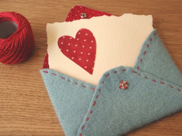 Cloth Envelope DIY for Valentine's Day - Paper and Stitch