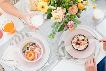 Latte the Day Away: How to Throw a Beautiful Brunch with Friends ...