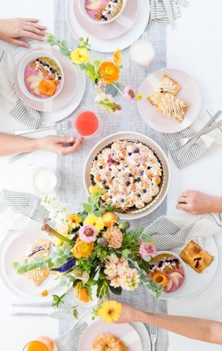 Latte the Day Away: How to Throw a Beautiful Brunch with Friends ...