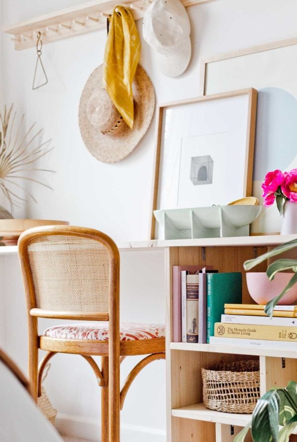 Minimalist desk storage - industrydon