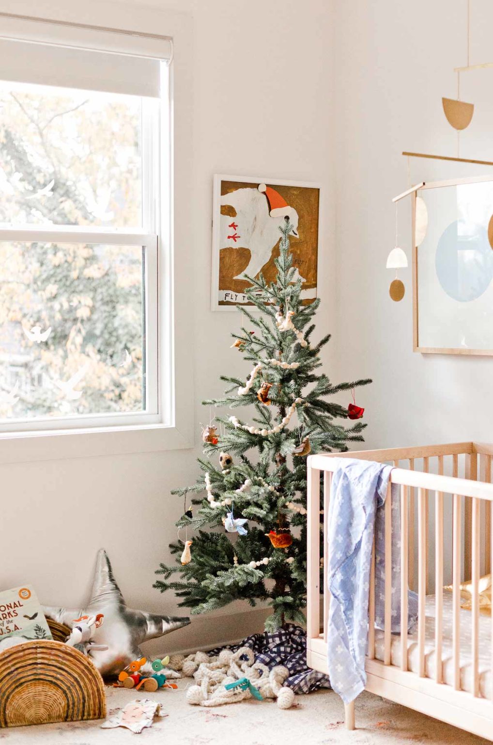 Holiday Decorating in a Nursery + A Huge Baby / Kids Holiday Gift Guide ...