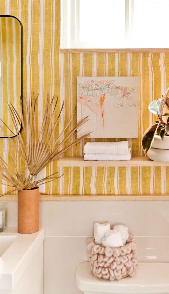 A Yellow Bathroom I Actually Love (Rental Bathroom Reveal)