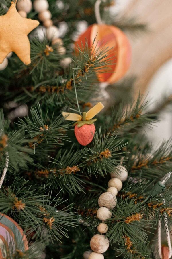 (Mostly) Subtle Holiday / Winter Decorating - Paper and Stitch