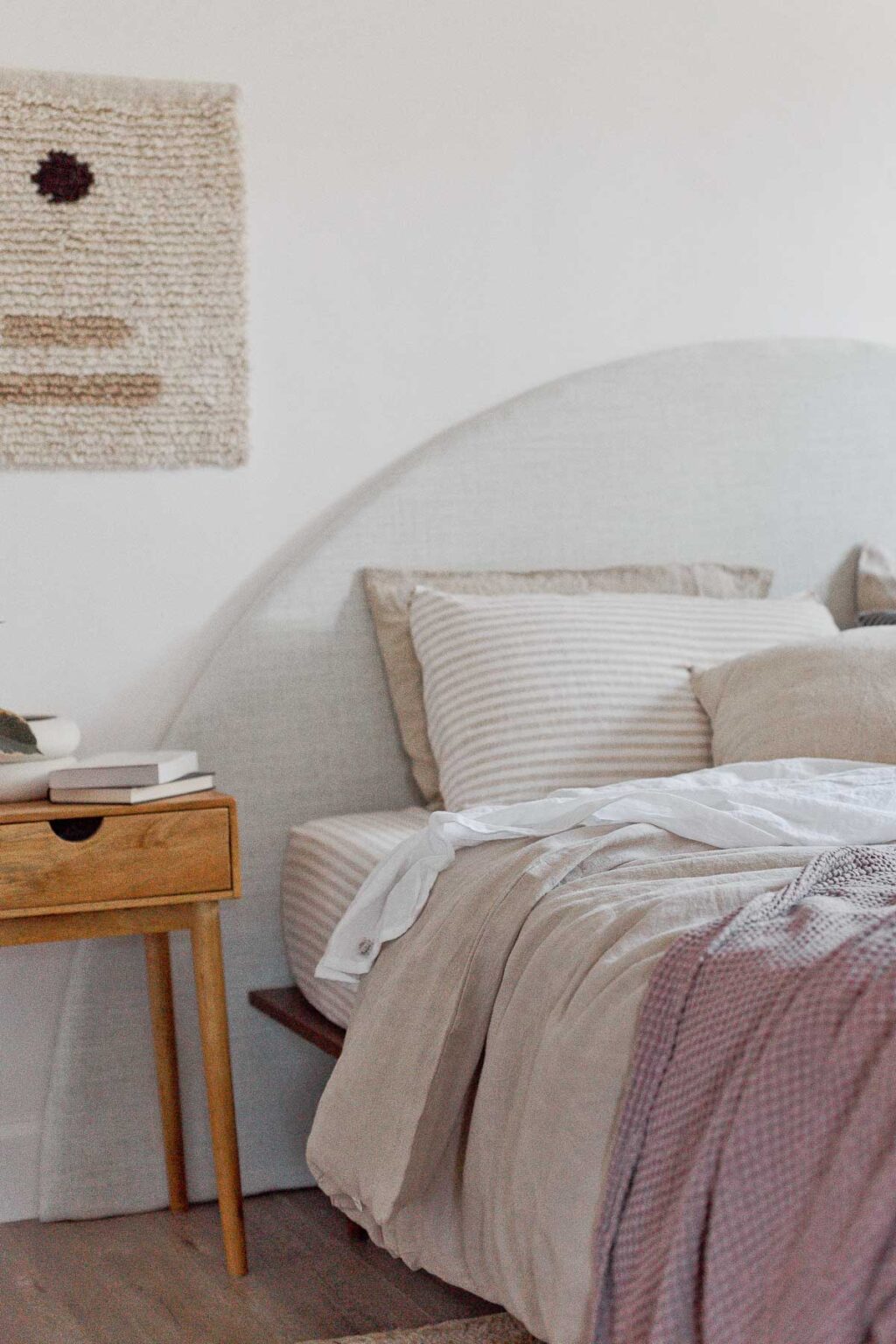 Linen Bedding 2 Ways + Our Primary Bedroom Update - Paper and Stitch