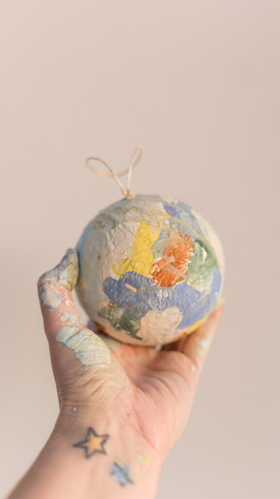 How to Make Plaster Ornaments (DIY) - Paper and Stitch