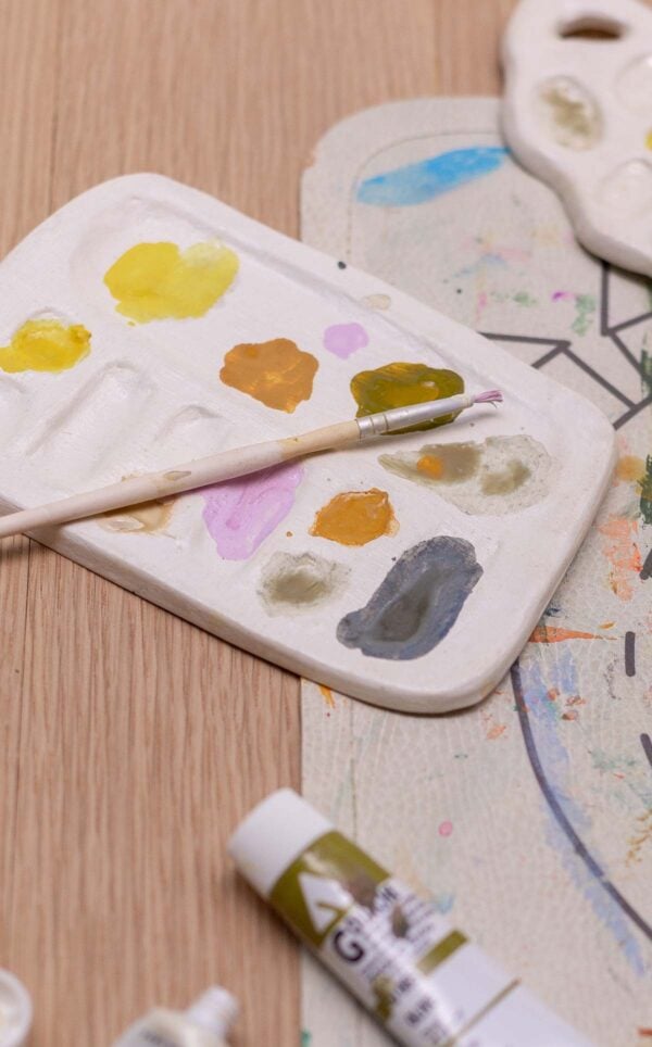 How to Make Paint Palettes with Air Dry Clay - Paper and Stitch