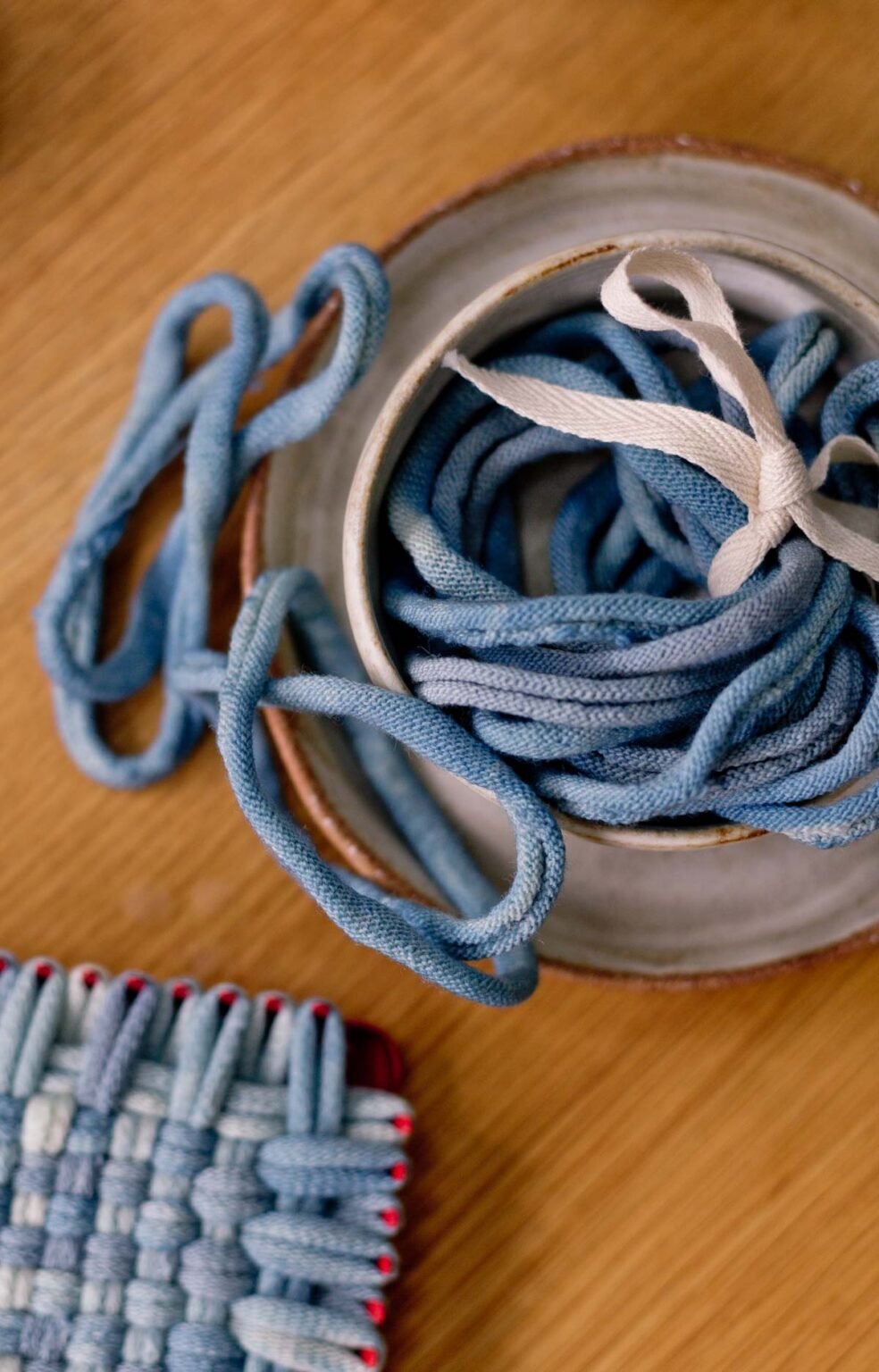 DIY Obsession: Weaving on a Potholder Loom