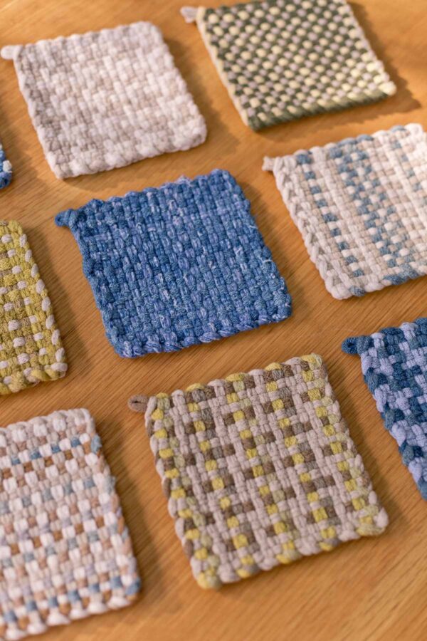 DIY Obsession: Weaving on a Potholder Loom