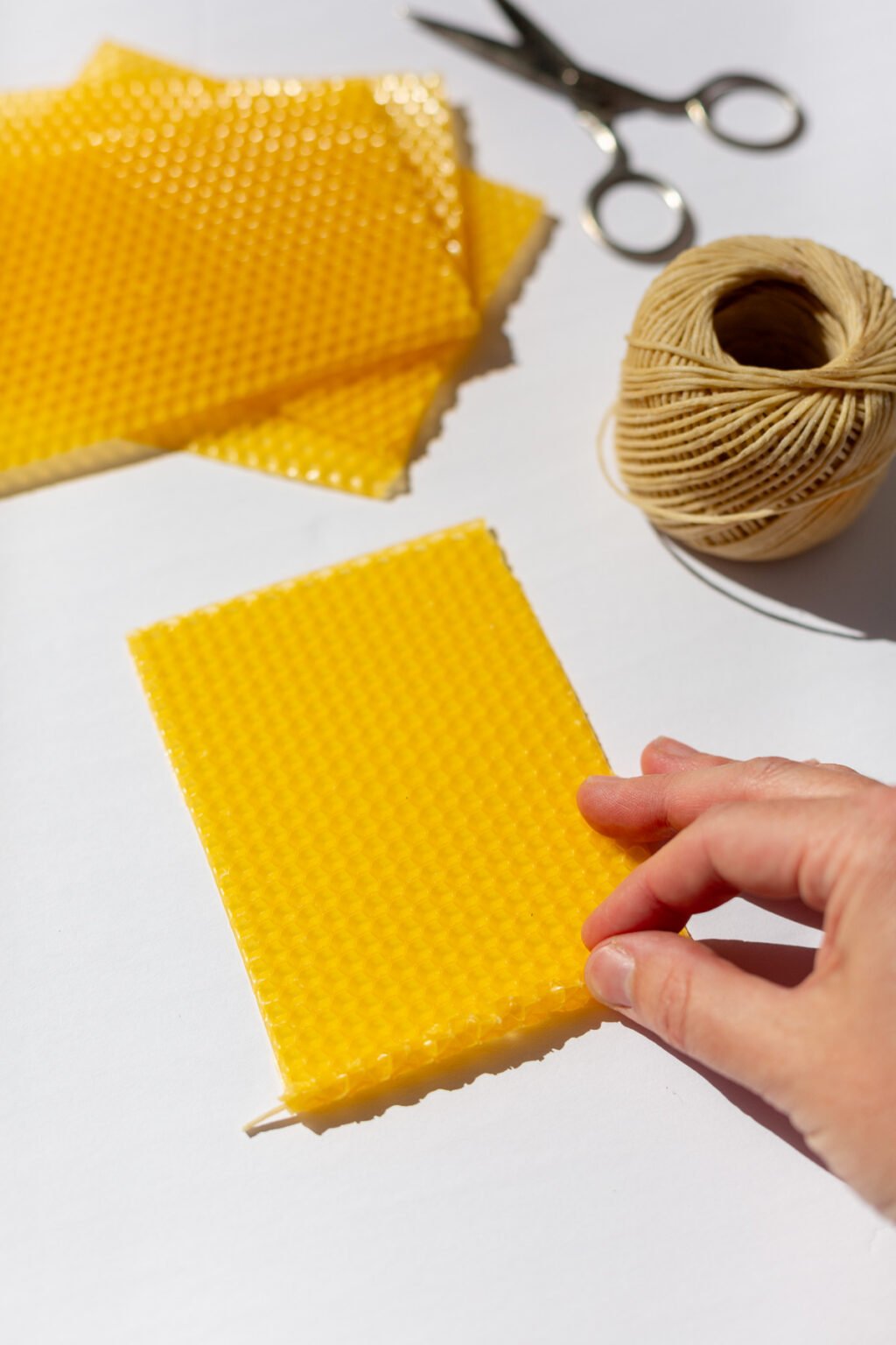 How to Make Rolled Beeswax Candles - Paper and Stitch