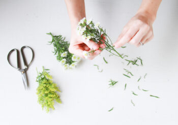 How to Make a Mini Flower Bouquet for $2 - Paper and Stitch